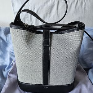 Bags | Vunque Bucket Bag | Poshmark